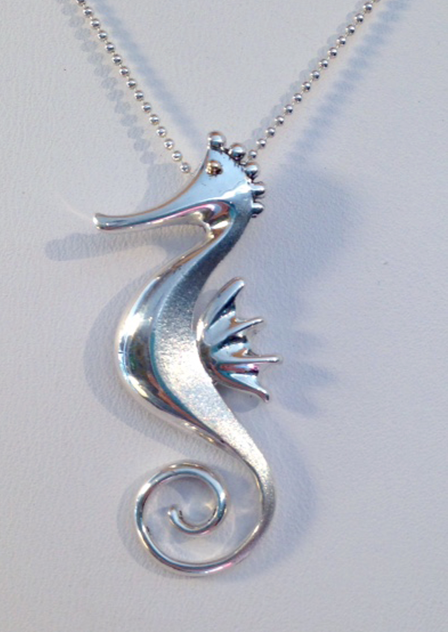Small Seahorse – Victoria Ward Fine Jewelry Design